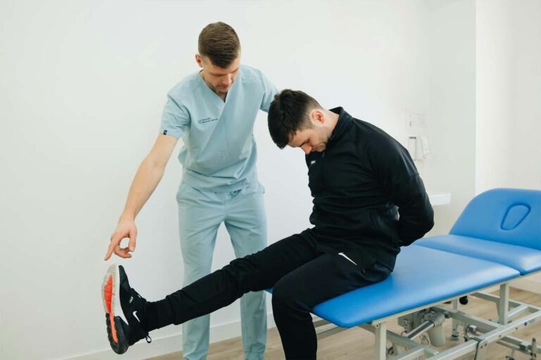 Best Sciatica Treatment Options : Chiropractic, Spinal Decompression ...